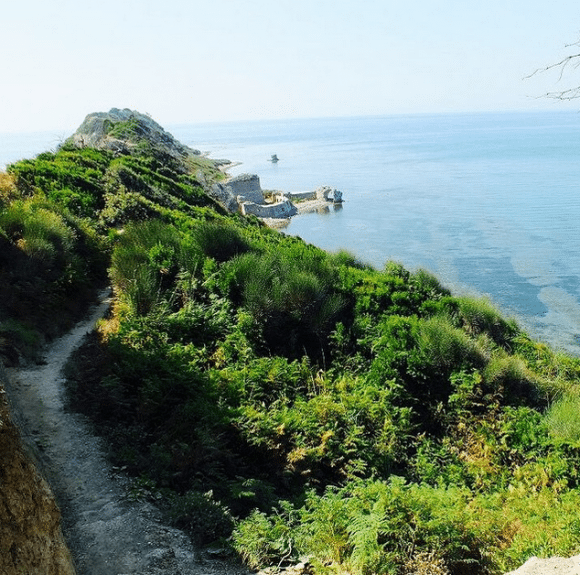 Cape of Rodon: A castle, a clean coastline and an ancient legend • IIA