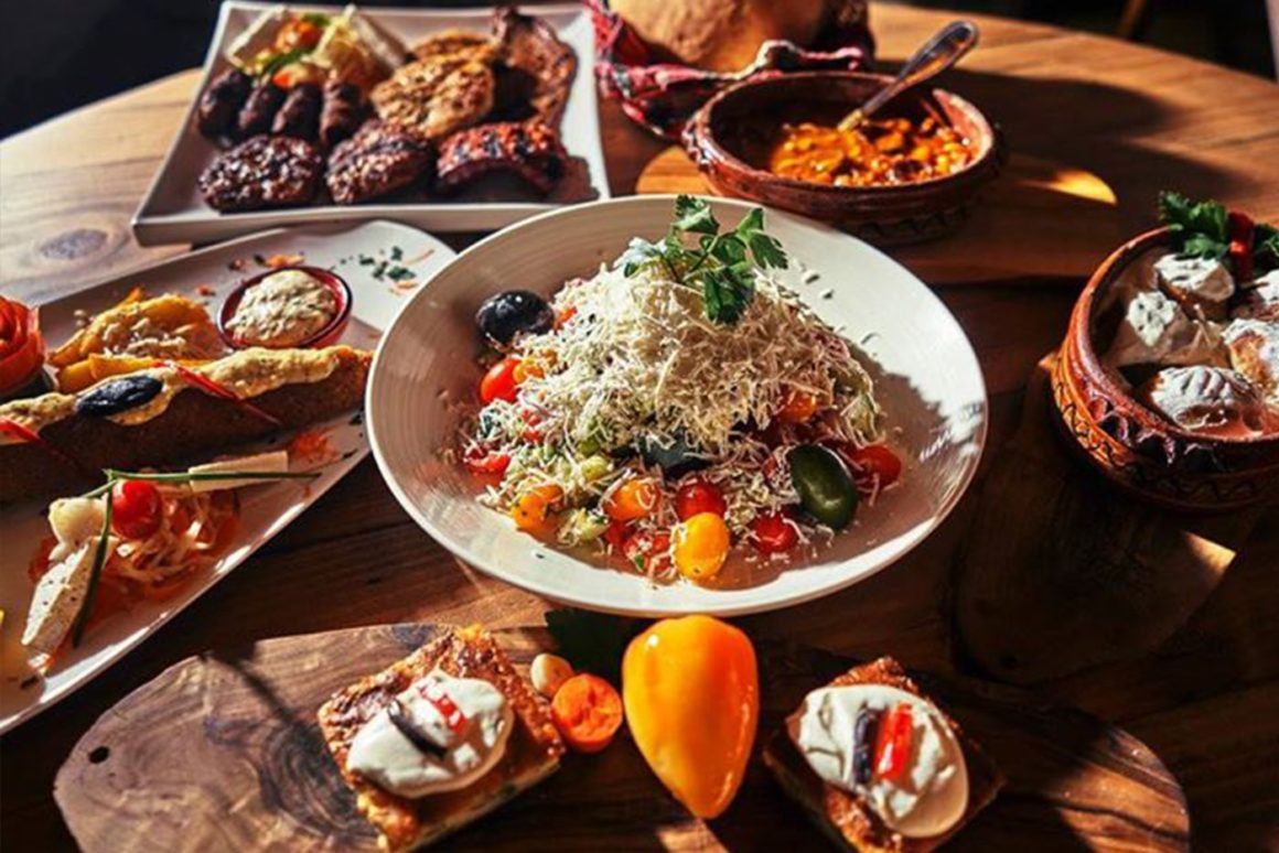 Reasons why Foreigners Enjoy the Albanian Cuisine • IIA