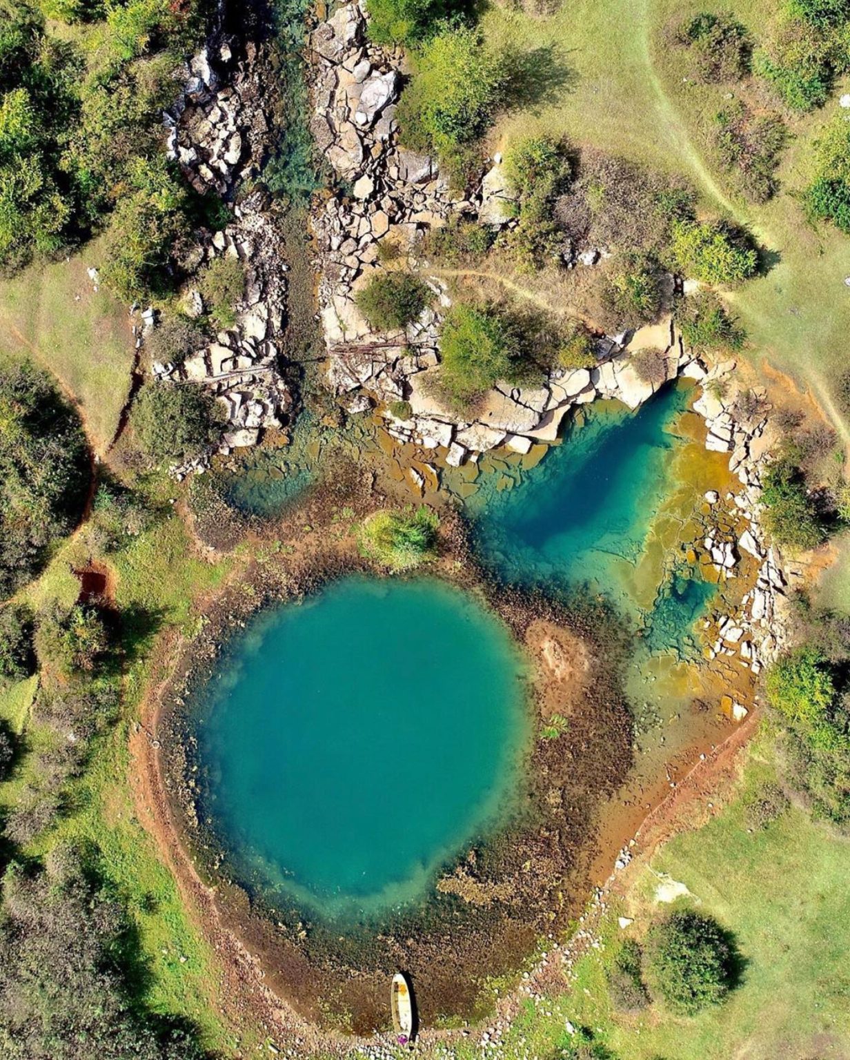 Explore the Eye of Shegan Natural Spring • IIA