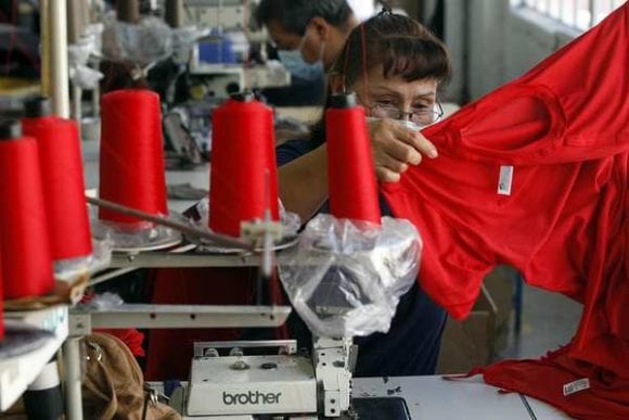 Cloth Manufacturing - The Textile Industry in Albania • IIA